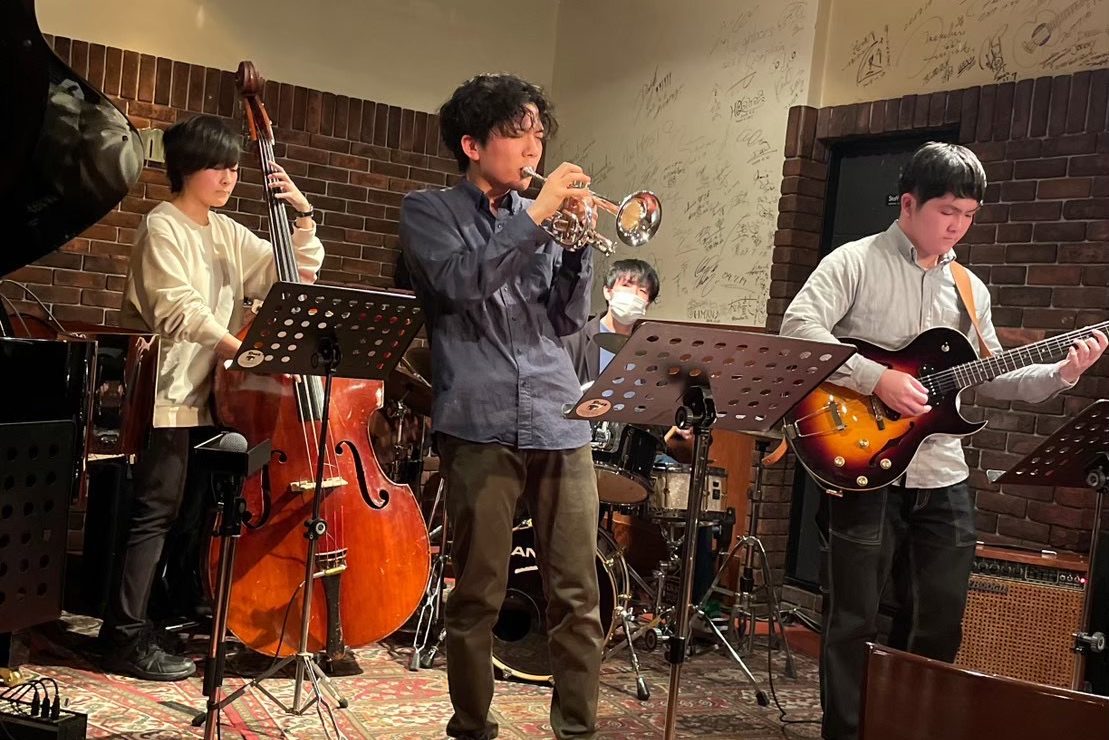 About – 愛媛大学軽音楽部 sound solution orchestra